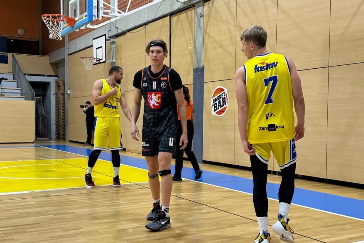 VE ZLÍNĚ VÍTĚZÍME ROZDÍLEM TŘÍDY | BK GAPA Hradec Králové